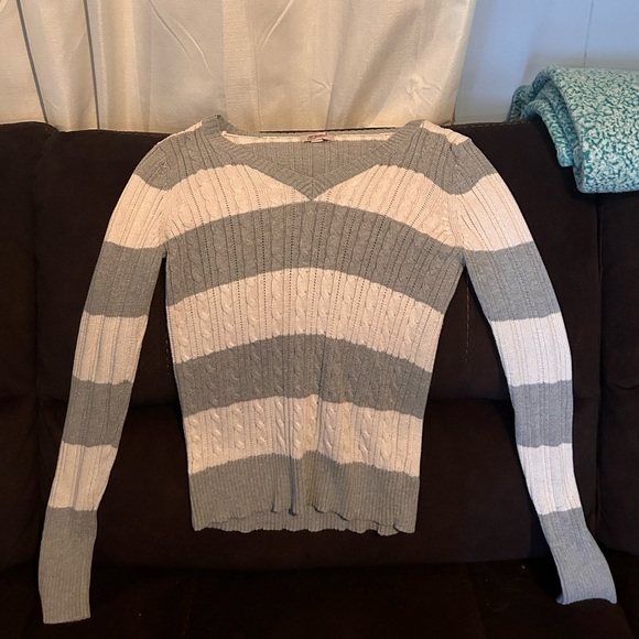 Arizona Jean Company | Sweaters | Arizona Sweater | Poshmark